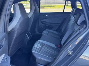 Серый Фольксваген Golf 8 2022 в Рига, объемом двигателя 2.00 л и пробегом 196 тыс. км за 19900 €, фото 12 на AUTOMOTO.COM.LV