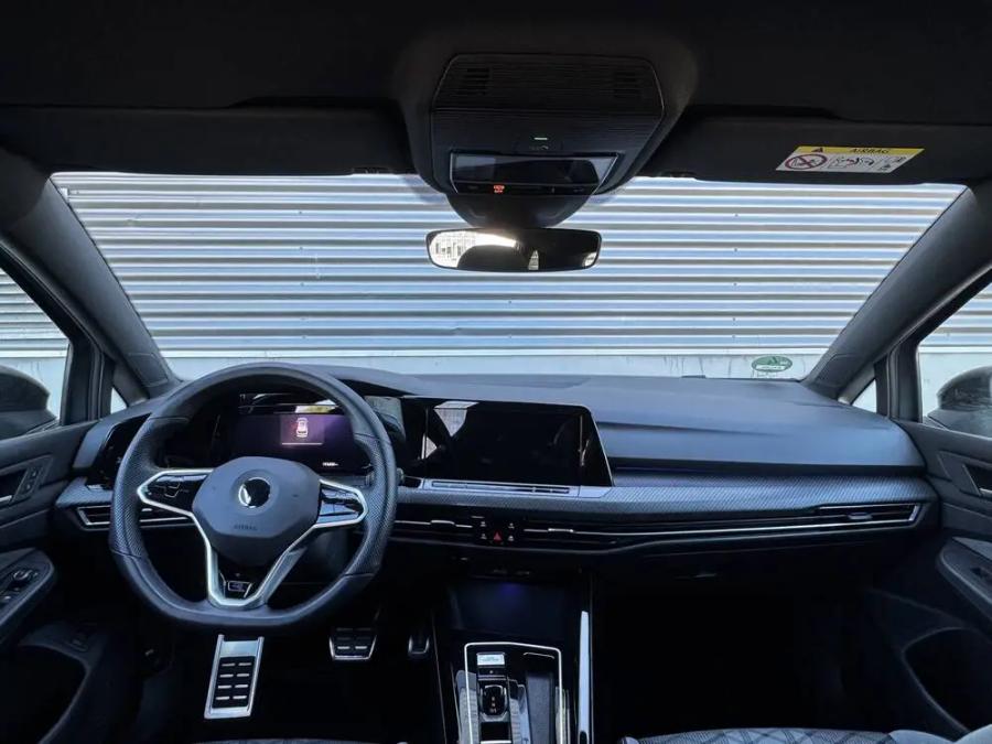 Серый Фольксваген Golf 8 2022 в Рига, объемом двигателя 2.00 л и пробегом 196 тыс. км за 19900 €, фото 15 на AUTOMOTO.COM.LV