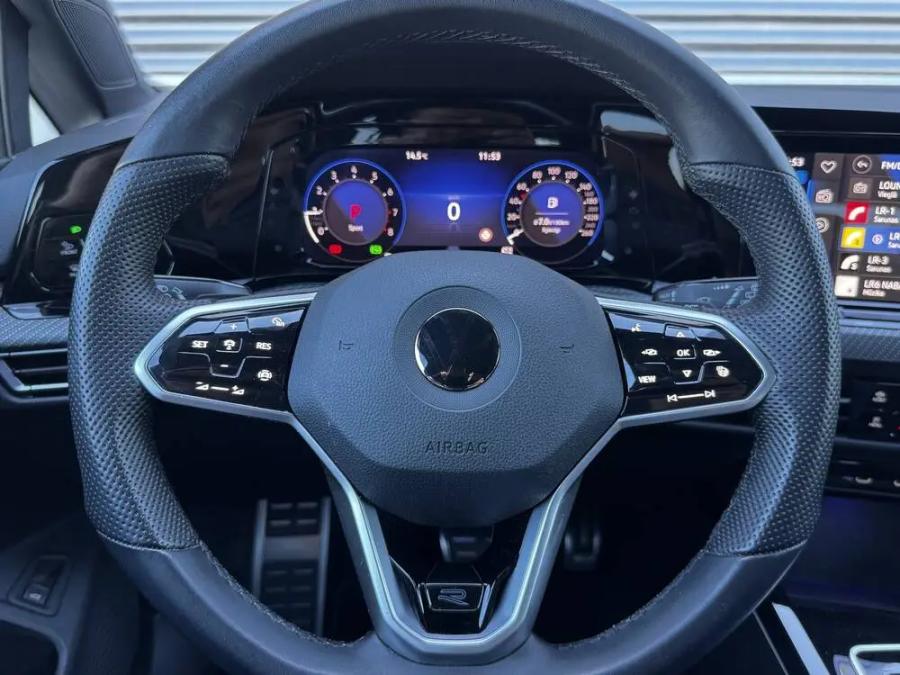 Серый Фольксваген Golf 8 2022 в Рига, объемом двигателя 2.00 л и пробегом 196 тыс. км за 19900 €, фото 16 на AUTOMOTO.COM.LV