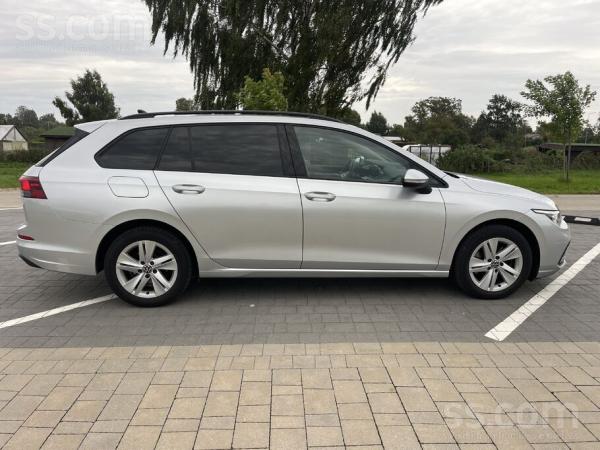 Volkswagen Golf VIII 2022 Rīga vietnē Pelēks Volkswagen Golf VIII 2022 Rīga, ar dzinēja tilpumu 2.00 L un nobraukumu 78 tūkst. km par 15500 €, foto 6 vietnē AUTOMOTO.COM.LV