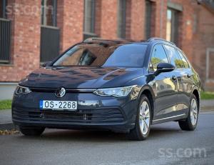 Grey Volkswagen Golf VIII 2022 in Riga, with an engine capacity of 2.00 L and mileage of 142 thousand km for 15500 €, photo 3 on AUTOMOTO.COM.LV