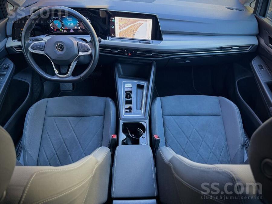 Grey Volkswagen Golf VIII 2022 in Riga, with an engine capacity of 2.00 L and mileage of 142 thousand km for 15500 €, photo 10 on AUTOMOTO.COM.LV