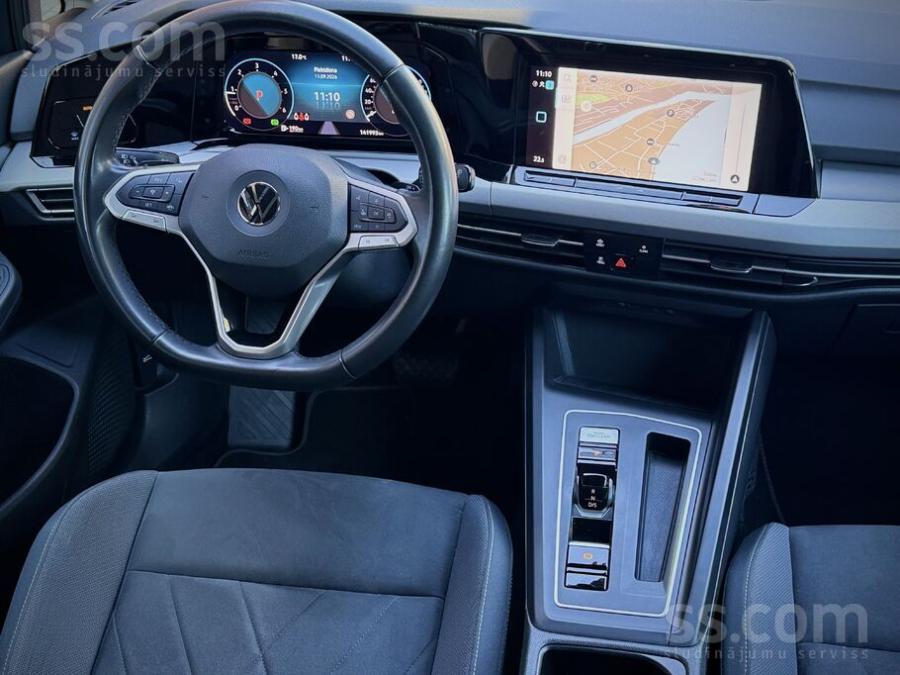 Grey Volkswagen Golf VIII 2022 in Riga, with an engine capacity of 2.00 L and mileage of 142 thousand km for 15500 €, photo 11 on AUTOMOTO.COM.LV