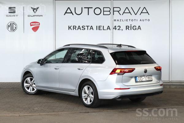 Grey Volkswagen Golf VIII 2022 in Riga, with an engine capacity of 1.50 L and mileage of 141 thousand km for 14200 €, photo 9 on AUTOMOTO.COM.LV
