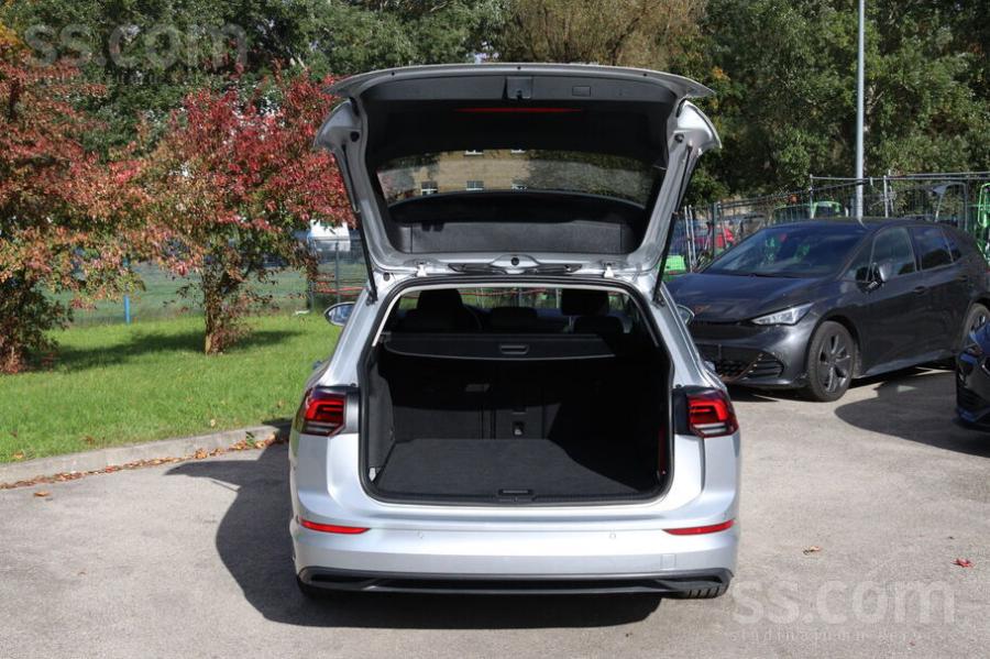 Серый Фольксваген Golf 8 2022 в Рига, объемом двигателя 1.50 л и пробегом 141 тыс. км за 14200 €, фото 33 на AUTOMOTO.COM.LV