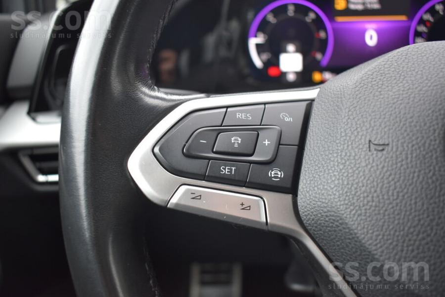 Серый Фольксваген Golf 8 2022 в Кулдига, объемом двигателя 2.00 л и пробегом 0 тыс. км за 23500 €, фото 19 на AUTOMOTO.COM.LV