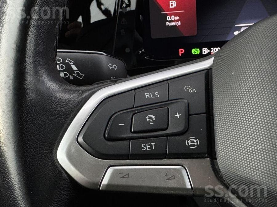 Серый Фольксваген Golf 8 2023 в Валмиера, объемом двигателя 2.00 л и пробегом 182 тыс. км за 16500 €, фото 11 на AUTOMOTO.COM.LV