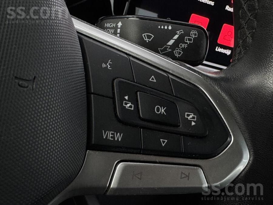 Серый Фольксваген Golf 8 2023 в Валмиера, объемом двигателя 2.00 л и пробегом 182 тыс. км за 16500 €, фото 12 на AUTOMOTO.COM.LV