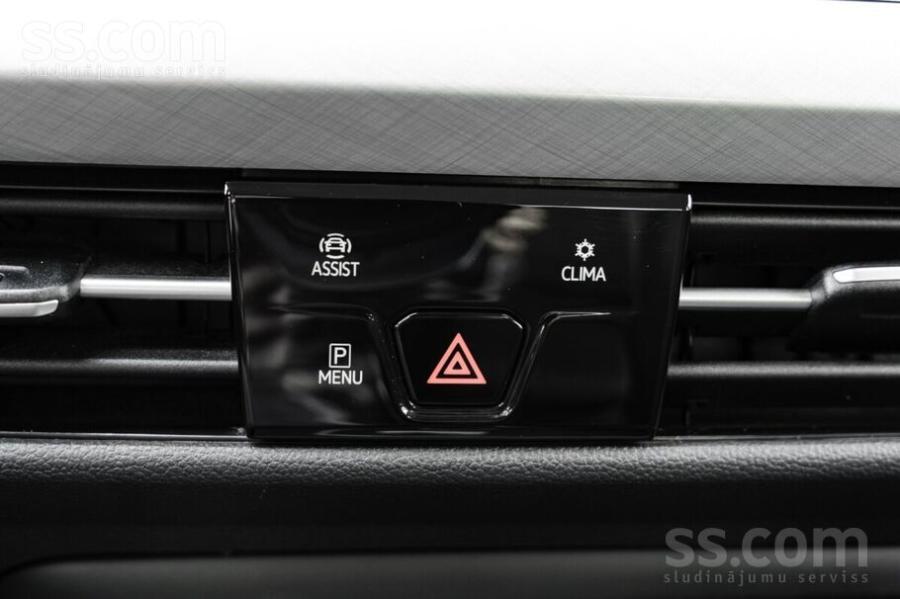Серый Фольксваген Golf 8 2023 в Рига, объемом двигателя 2.00 л и пробегом 132 тыс. км за 17000 €, фото 20 на AUTOMOTO.COM.LV