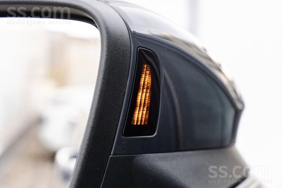 Серый Фольксваген Golf 8 2023 в Рига, объемом двигателя 2.00 л и пробегом 132 тыс. км за 17000 €, фото 24 на AUTOMOTO.COM.LV