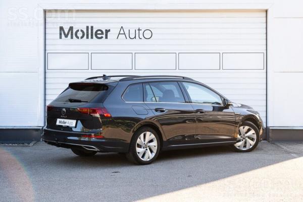 Pelēks Volkswagen Golf VIII 2023 Rīga, ar dzinēja tilpumu 2.00 L un nobraukumu 104 tūkst. km par 19950 €, foto 3 vietnē AUTOMOTO.COM.LV