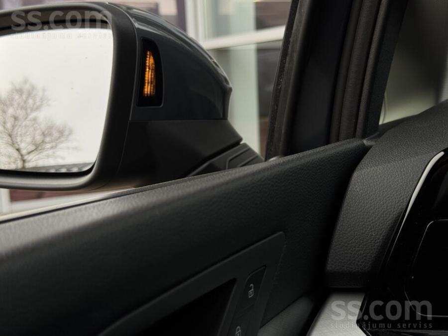 Серый Фольксваген Golf 8 2023 в Валмиера, объемом двигателя 2.00 л и пробегом 182 тыс. км за 16500 €, фото 8 на AUTOMOTO.COM.LV