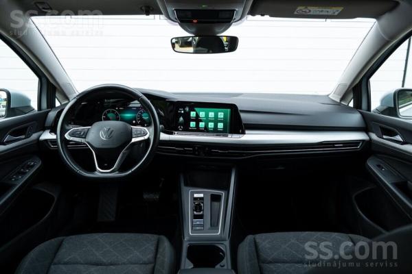 Pelēks Volkswagen Golf VIII 2023 Rīga, ar dzinēja tilpumu 2.00 L un nobraukumu 136 tūkst. km par 16450 €, foto 9 vietnē AUTOMOTO.COM.LV