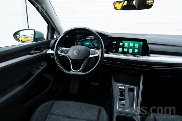 Pelēks Volkswagen Golf VIII 2023 Rīga, ar dzinēja tilpumu 2.00 L un nobraukumu 136 tūkst. km par 16450 €, foto 10 vietnē AUTOMOTO.COM.LV