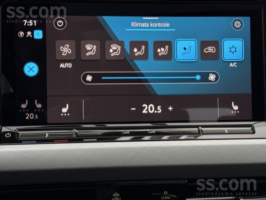Grey Volkswagen Golf VIII 2024 in Valmiera, with an engine capacity of 2.00 L and mileage of 158 thousand km for 15500 €, photo 19 on AUTOMOTO.COM.LV