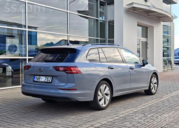 Pelēks Volkswagen Golf VIII 2024 Liepāja, ar dzinēja tilpumu 1.50 L un nobraukumu 31 tūkst. km par 26000 €, foto 6 vietnē AUTOMOTO.COM.LV