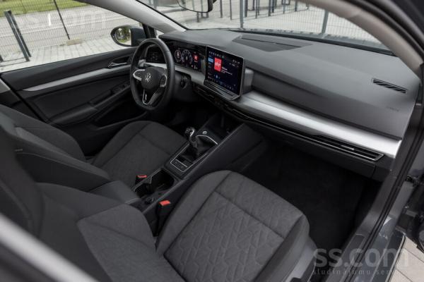 Grey Volkswagen Golf VIII 2025 in Riga, with an engine capacity of 1.50 L and mileage of 47 thousand km for 19500 €, photo 9 on AUTOMOTO.COM.LV