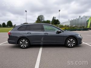 Grey Volkswagen Golf VIII 2025 in Cesis, with an engine capacity of 1.50 L and mileage of 6 thousand km for 27999 €, photo 5 on AUTOMOTO.COM.LV