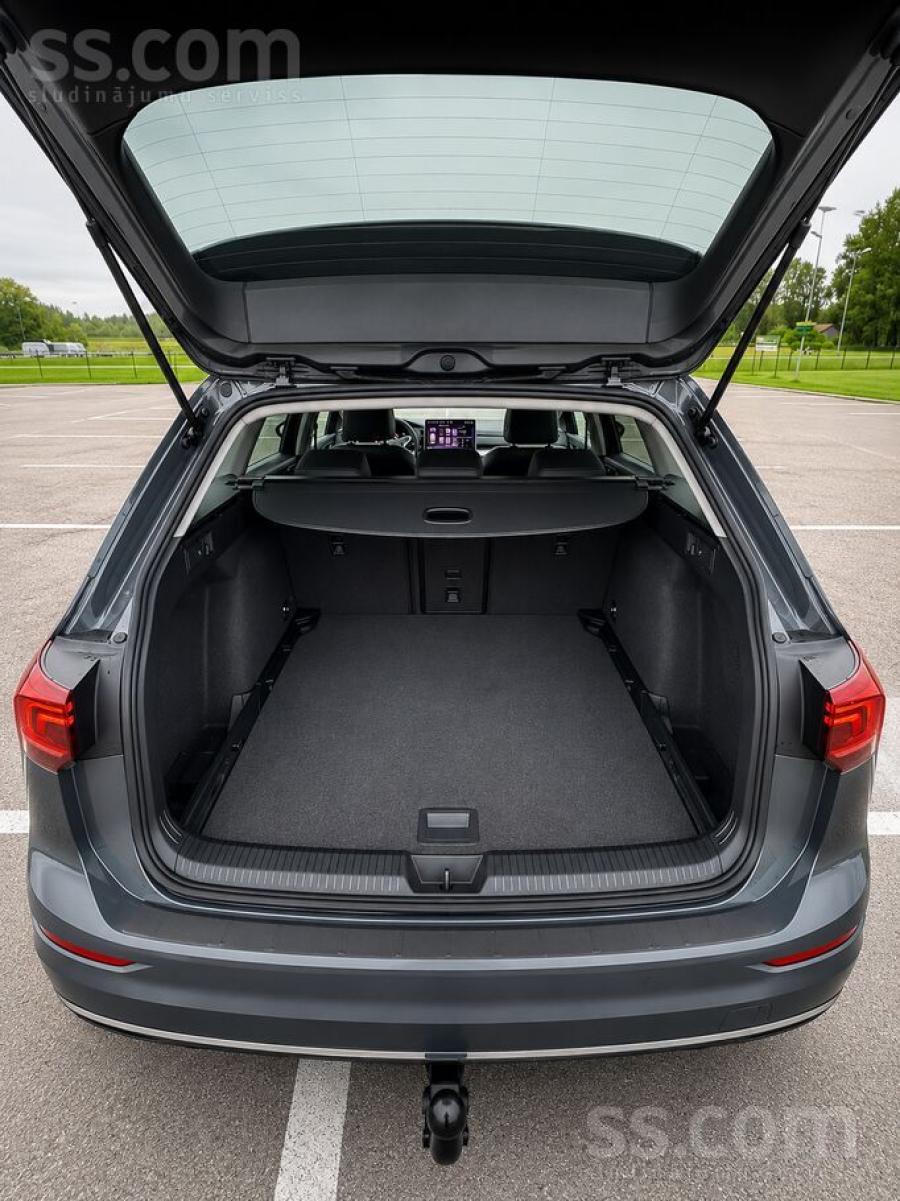 Grey Volkswagen Golf VIII 2025 in Cesis, with an engine capacity of 1.50 L and mileage of 6 thousand km for 27999 €, photo 11 on AUTOMOTO.COM.LV