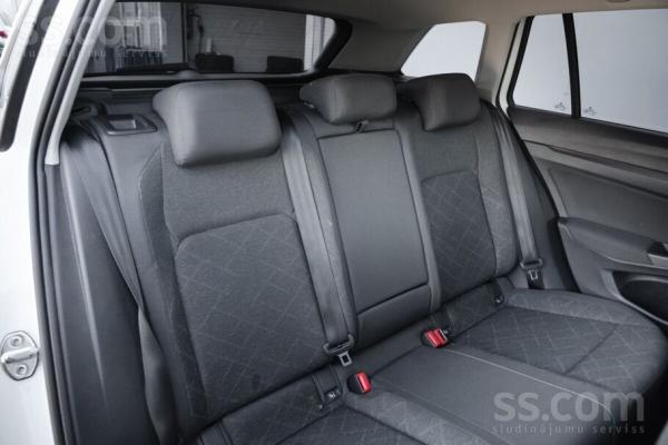 Volkswagen Golf VIII 2022 in Riga, with an engine capacity of 1.50 L and mileage of 123 thousand km for 16200 €, photo 9 on AUTOMOTO.COM.LV