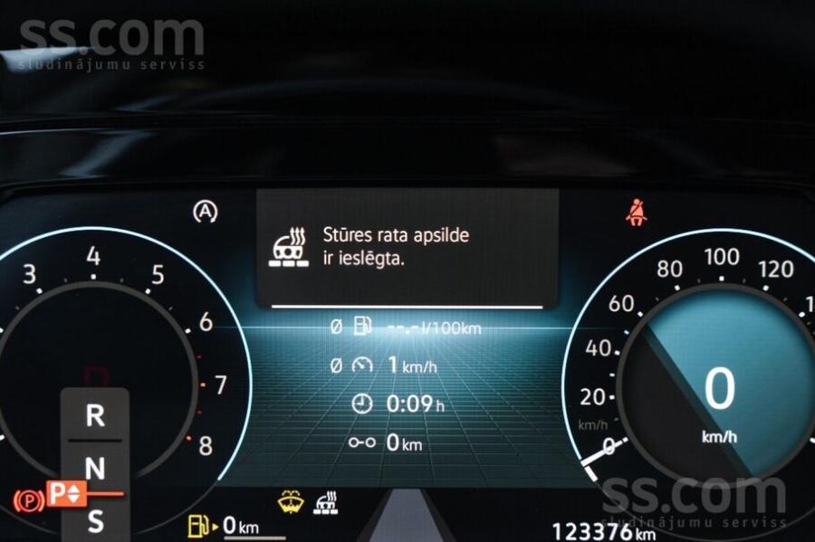 Volkswagen Golf VIII 2022 in Riga, with an engine capacity of 1.50 L and mileage of 123 thousand km for 16200 €, photo 14 on AUTOMOTO.COM.LV