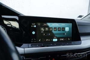 Volkswagen Golf VIII 2022 in Riga, with an engine capacity of 1.50 L and mileage of 123 thousand km for 16200 €, photo 21 on AUTOMOTO.COM.LV
