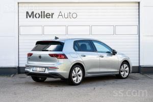 Volkswagen Golf VIII 2025 Rīga, ar dzinēja tilpumu 2.00 L un nobraukumu 30 tūkst. km par 24950 €, foto 4 vietnē AUTOMOTO.COM.LV