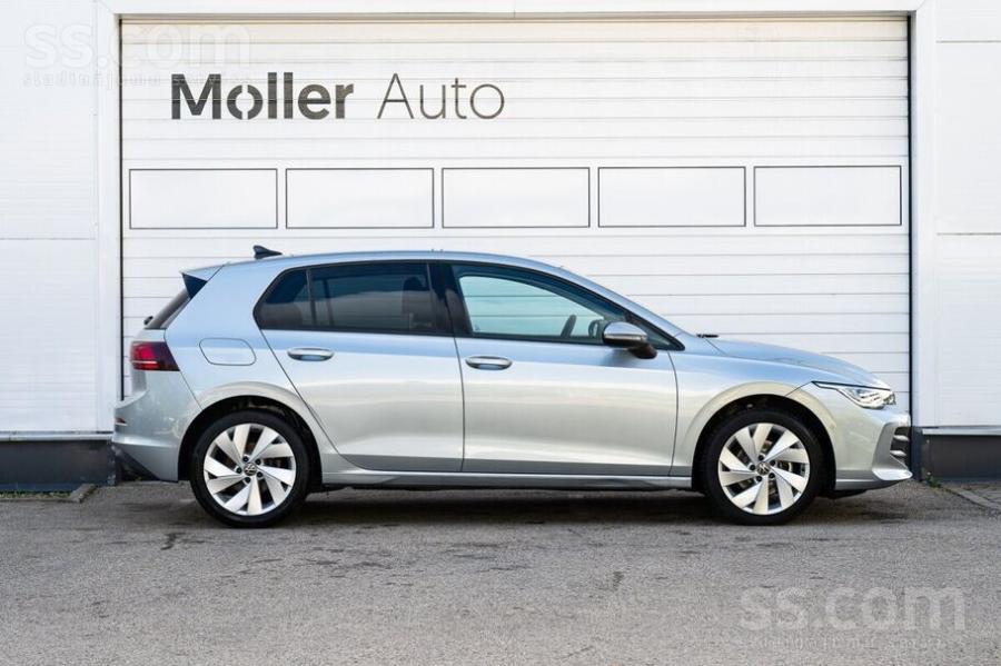 Volkswagen Golf VIII 2025 Rīga, ar dzinēja tilpumu 2.00 L un nobraukumu 30 tūkst. km par 24950 €, foto 6 vietnē AUTOMOTO.COM.LV