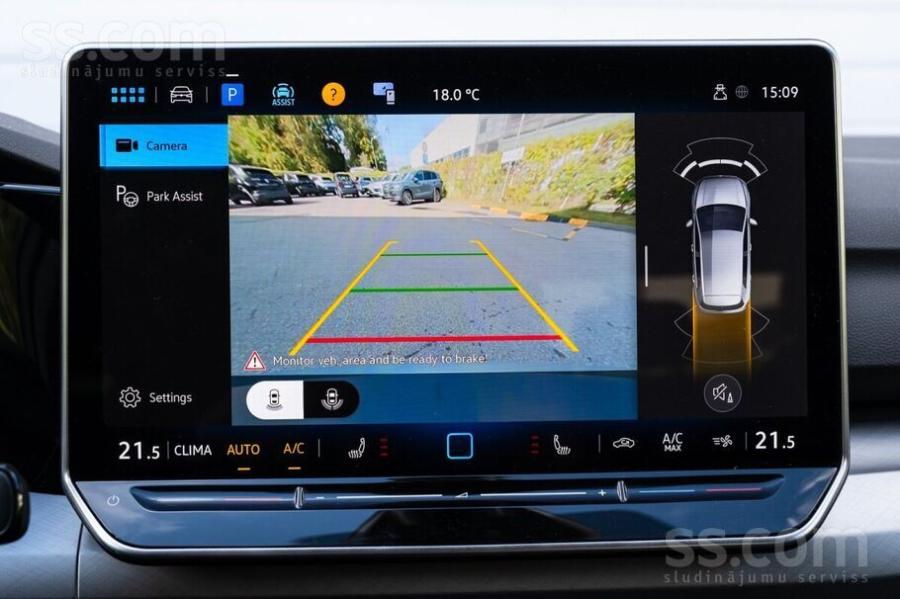 Volkswagen Golf VIII 2025 Rīga, ar dzinēja tilpumu 2.00 L un nobraukumu 30 tūkst. km par 24950 €, foto 11 vietnē AUTOMOTO.COM.LV