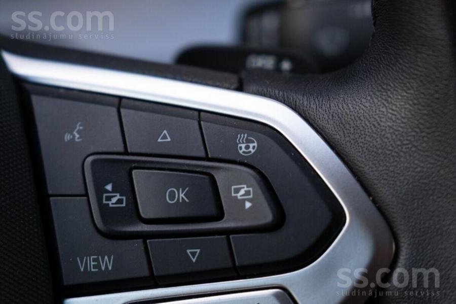 Volkswagen Golf VIII 2025 Rīga, ar dzinēja tilpumu 2.00 L un nobraukumu 30 tūkst. km par 24950 €, foto 20 vietnē AUTOMOTO.COM.LV