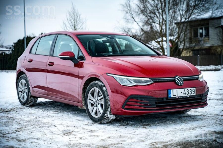 Sarkans Volkswagen Golf VIII 2021 Rīga, ar dzinēja tilpumu 2.00 L un nobraukumu 0 tūkst. km par 11990 €, foto 3 vietnē AUTOMOTO.COM.LV