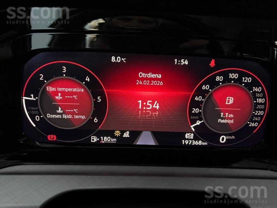 Sarkans Volkswagen Golf VIII 2021 Rīga, ar dzinēja tilpumu 2.00 L un nobraukumu 197 tūkst. km par 12990 €, foto 11 vietnē AUTOMOTO.COM.LV