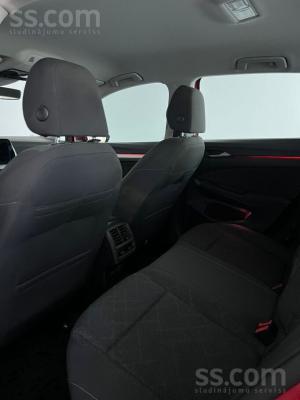 Sarkans Volkswagen Golf VIII 2021 Rīga, ar dzinēja tilpumu 2.00 L un nobraukumu 197 tūkst. km par 12990 €, foto 17 vietnē AUTOMOTO.COM.LV