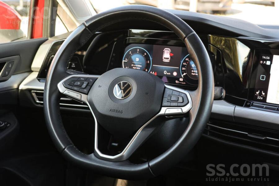 Красный Фольксваген Golf 8 2022 в Тукумс, объемом двигателя 2.00 л и пробегом 241 тыс. км за 11490 €, фото 11 на AUTOMOTO.COM.LV