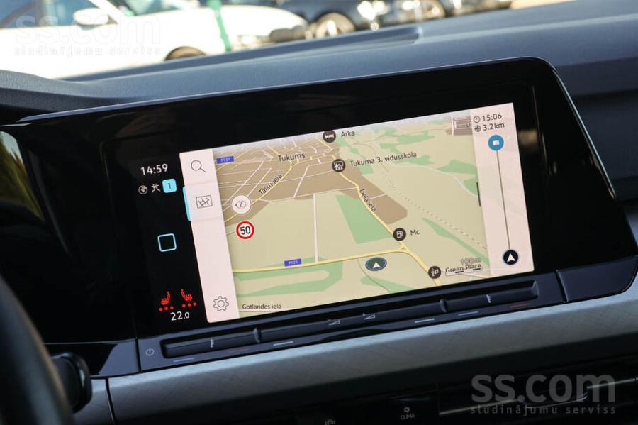 Красный Фольксваген Golf 8 2022 в Тукумс, объемом двигателя 2.00 л и пробегом 241 тыс. км за 11490 €, фото 15 на AUTOMOTO.COM.LV