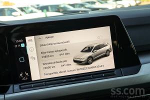 Красный Фольксваген Golf 8 2022 в Тукумс, объемом двигателя 2.00 л и пробегом 241 тыс. км за 11490 €, фото 17 на AUTOMOTO.COM.LV