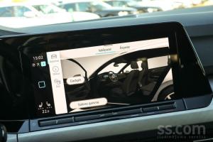 Красный Фольксваген Golf 8 2022 в Тукумс, объемом двигателя 2.00 л и пробегом 241 тыс. км за 11490 €, фото 19 на AUTOMOTO.COM.LV
