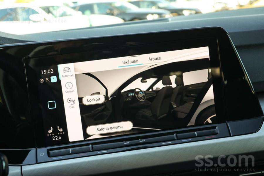 Красный Фольксваген Golf 8 2022 в Тукумс, объемом двигателя 2.00 л и пробегом 241 тыс. км за 11490 €, фото 19 на AUTOMOTO.COM.LV