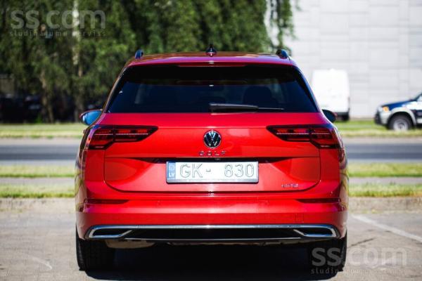 Sarkans Volkswagen Golf VIII 2023 Rīga, ar dzinēja tilpumu 1.50 L un nobraukumu 50 tūkst. km par 22950 €, foto 3 vietnē AUTOMOTO.COM.LV