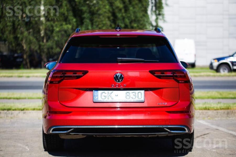 Красный Фольксваген Golf 8 2023 в Рига, объемом двигателя 1.50 л и пробегом 50 тыс. км за 22950 €, фото 4 на AUTOMOTO.COM.LV