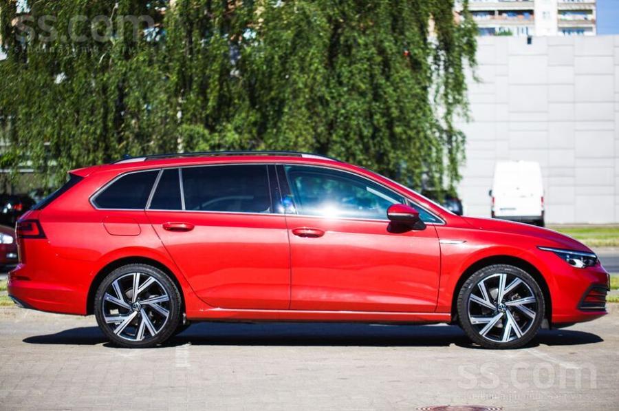 Красный Фольксваген Golf 8 2023 в Рига, объемом двигателя 1.50 л и пробегом 50 тыс. км за 21900 €, фото 6 на AUTOMOTO.COM.LV