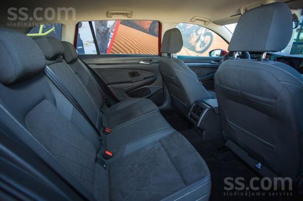 Red Volkswagen Golf VIII 2023 in Riga, with an engine capacity of 1.50 L and mileage of 50 thousand km for 21900 €, photo 7 on AUTOMOTO.COM.LV
