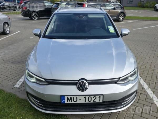 Volkswagen Golf VIII 2021 in Riga, with an engine capacity of 1.50 L and mileage of 134 thousand km for 18300 €, photo 1 on AUTOMOTO.COM.LV