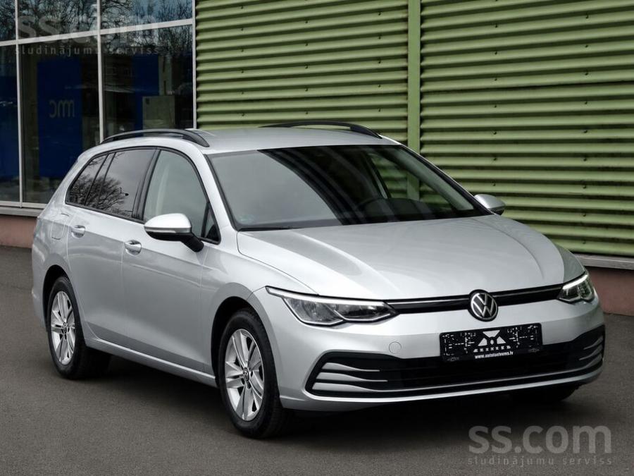 Volkswagen Golf VIII 2021 in Riga, with an engine capacity of 2.00 L and mileage of 150 thousand km for 15990 €, photo 4 on AUTOMOTO.COM.LV