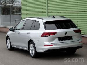 Volkswagen Golf VIII 2021 in Riga, with an engine capacity of 2.00 L and mileage of 150 thousand km for 15990 €, photo 5 on AUTOMOTO.COM.LV