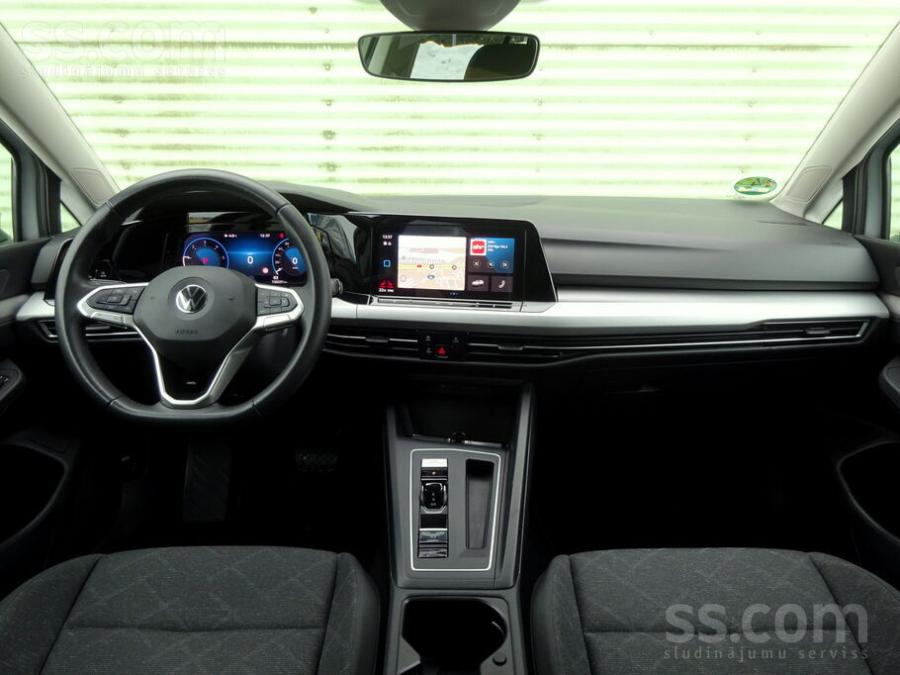 Volkswagen Golf VIII 2021 in Riga, with an engine capacity of 2.00 L and mileage of 150 thousand km for 15990 €, photo 6 on AUTOMOTO.COM.LV
