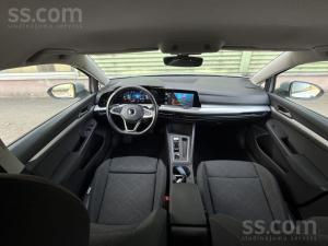 Volkswagen Golf VIII 2022 in Riga, with an engine capacity of 2.00 L and mileage of 177 thousand km for 15500 €, photo 9 on AUTOMOTO.COM.LV
