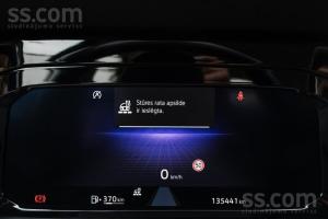 Volkswagen Golf VIII 2022 in Riga, with an engine capacity of 1.50 L and mileage of 135 thousand km for 15850 €, photo 12 on AUTOMOTO.COM.LV