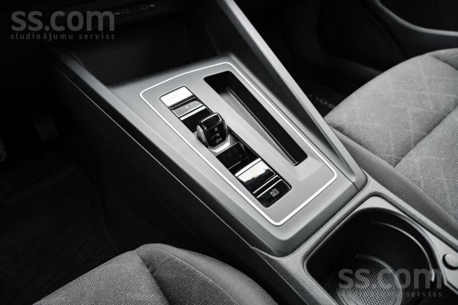 Фольксваген Golf 8 2023 в Рига, объемом двигателя 1.50 л и пробегом 62 тыс. км за 17500 €, фото 16 на AUTOMOTO.COM.LV