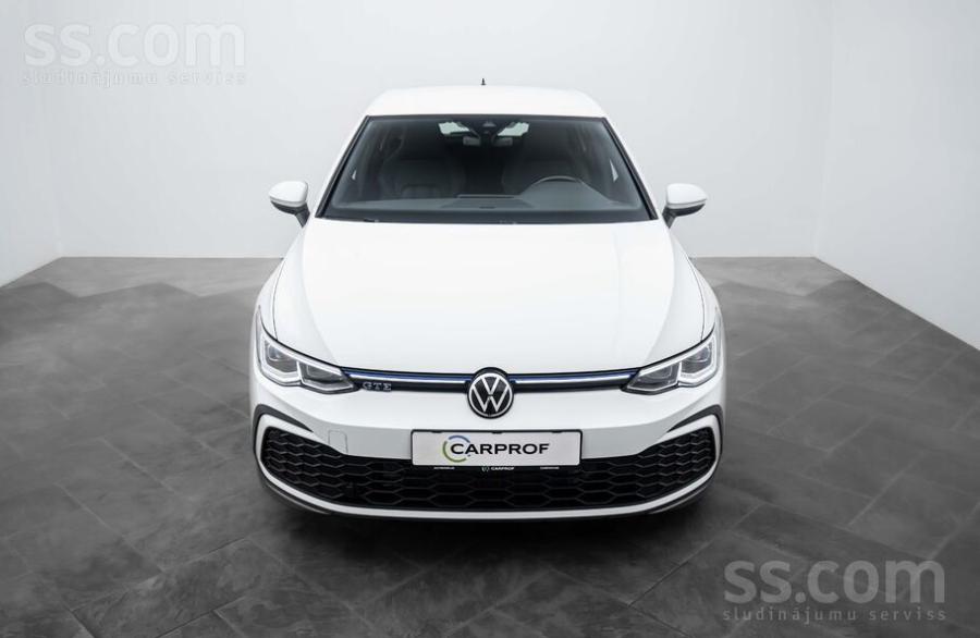 Balts Volkswagen Golf VIII 2021 Tallina, ar dzinēja tilpumu 1.40 L un nobraukumu 63 tūkst. km par 19999 €, foto 2 vietnē AUTOMOTO.COM.LV